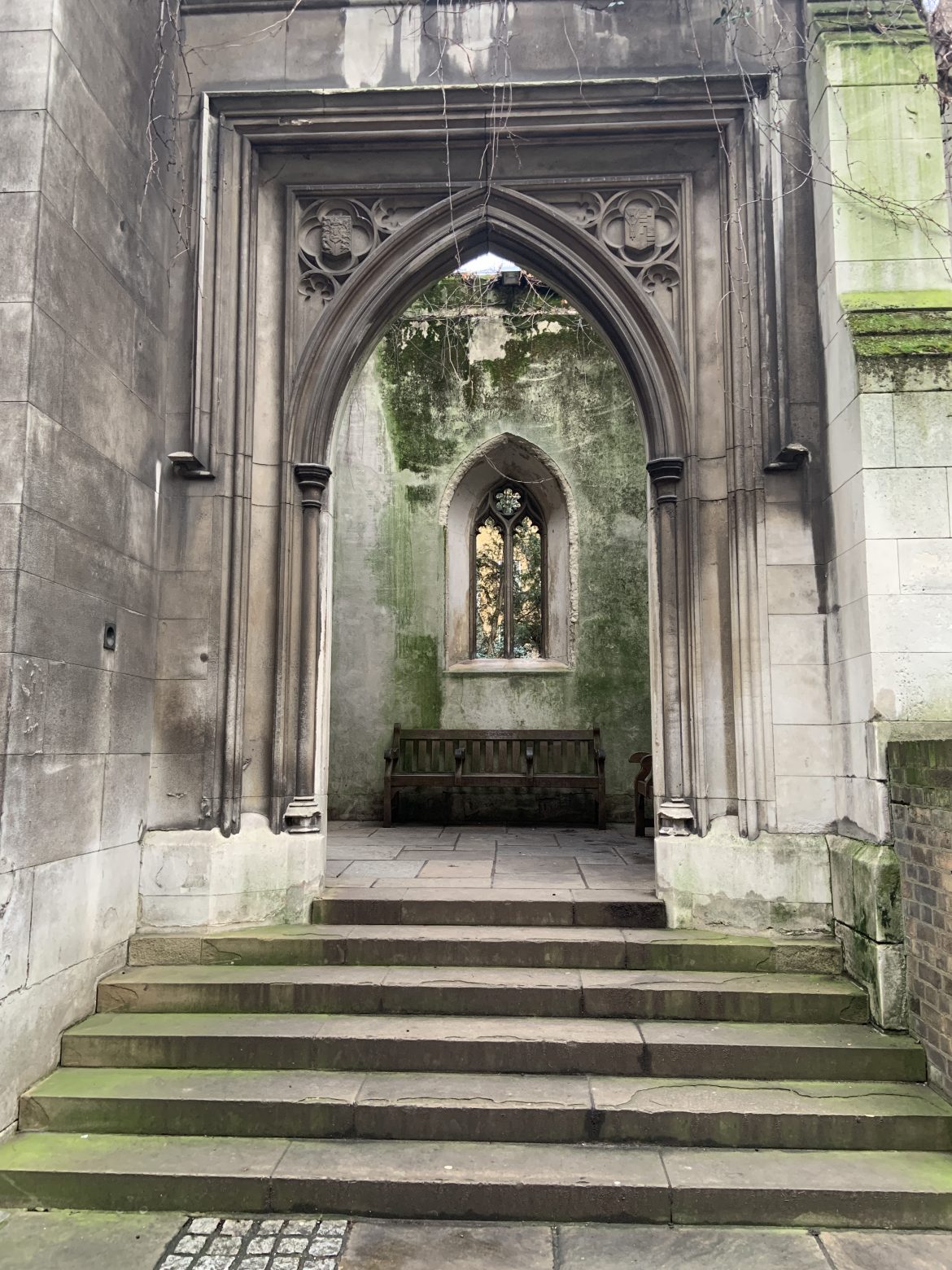 St Dunstan in the East – City of London Garden – About London Laura ...